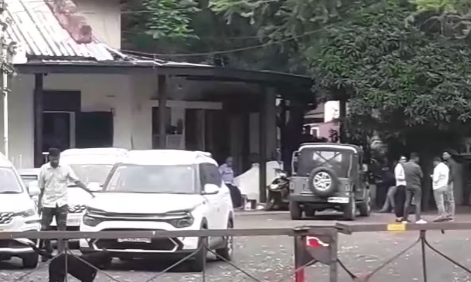 Indore ED Raid: महू में पाथ इंडिया ग्रुप पर ईडी का छापा; अंबानी से ...